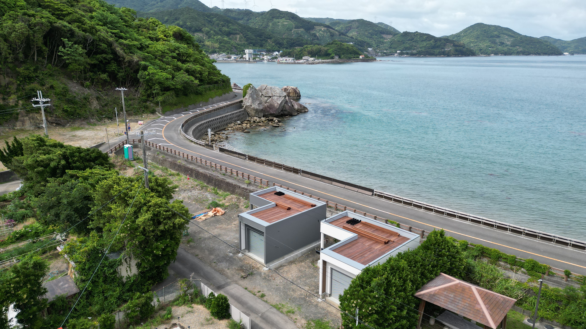 VIEW-BO（びゅーぼ）和歌山県樫長海岸 ありそうでなかった最高ビューのガレージBOX